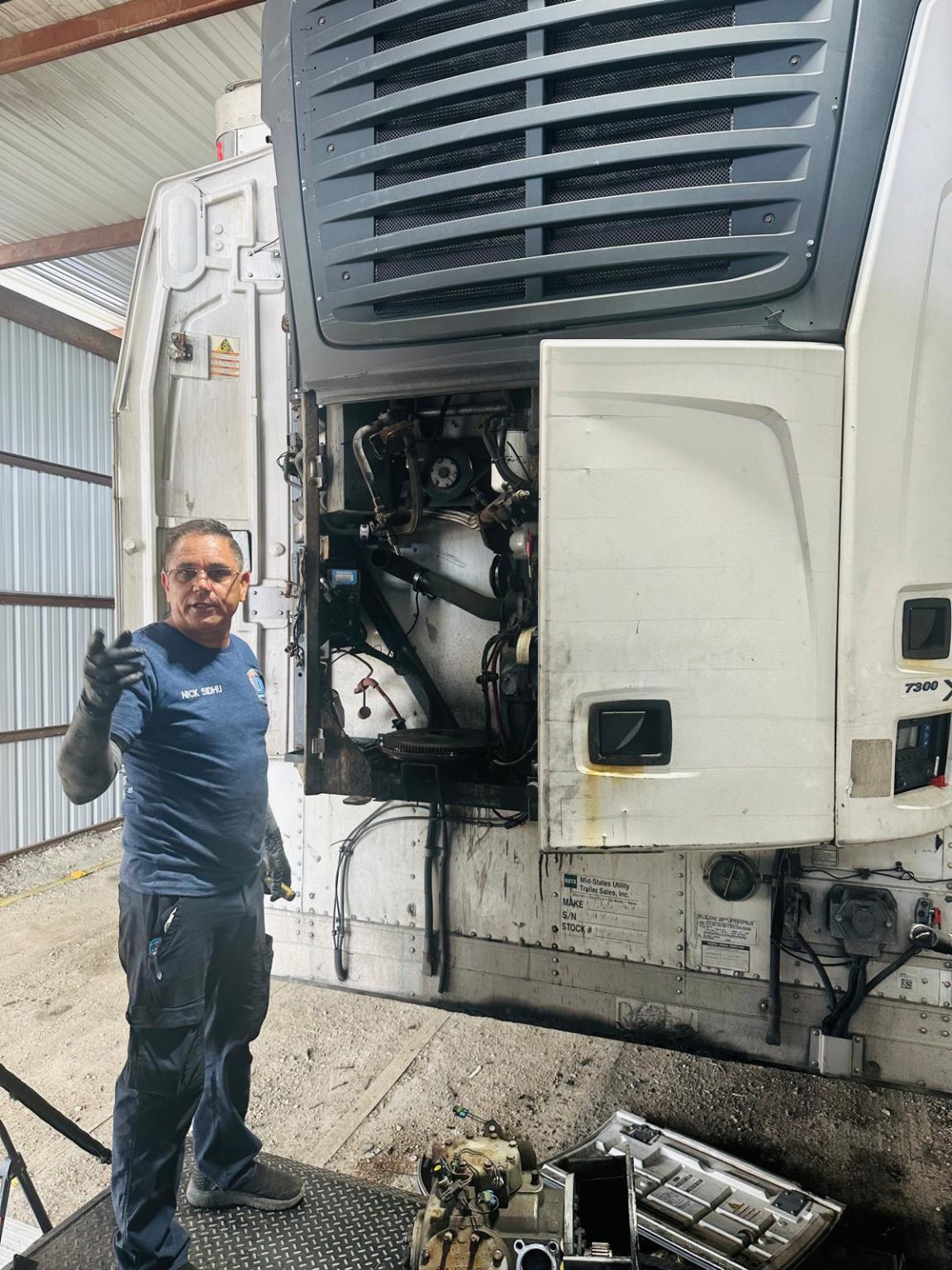 Trailer Repair - J&J Reefer Repair - We Keep You Moving